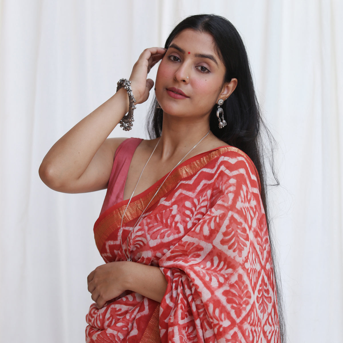 Bhumi : Terra Cotta Dabu Handblock Maheshwari Saree (Dabu Handblock ...